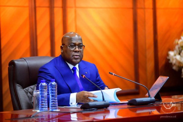 Félix Tshisekedi rencontre les membres de l'Union Sacrée de la Nation en pleine turbulence ...